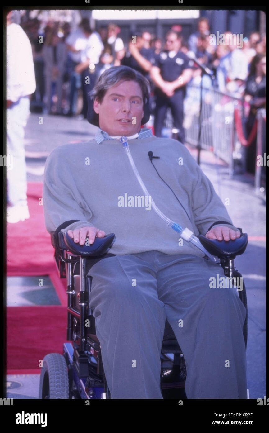 Apr. 15, 1997. Hollywood, CA, USA. Pictured: CHRISTOPHER REEVE attends ...