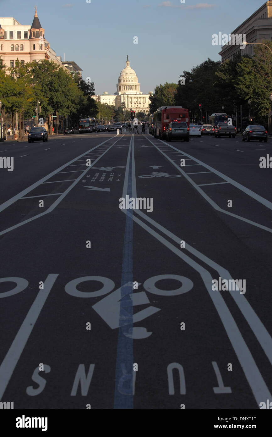 Washington d c road sign hi-res stock photography and images - Alamy