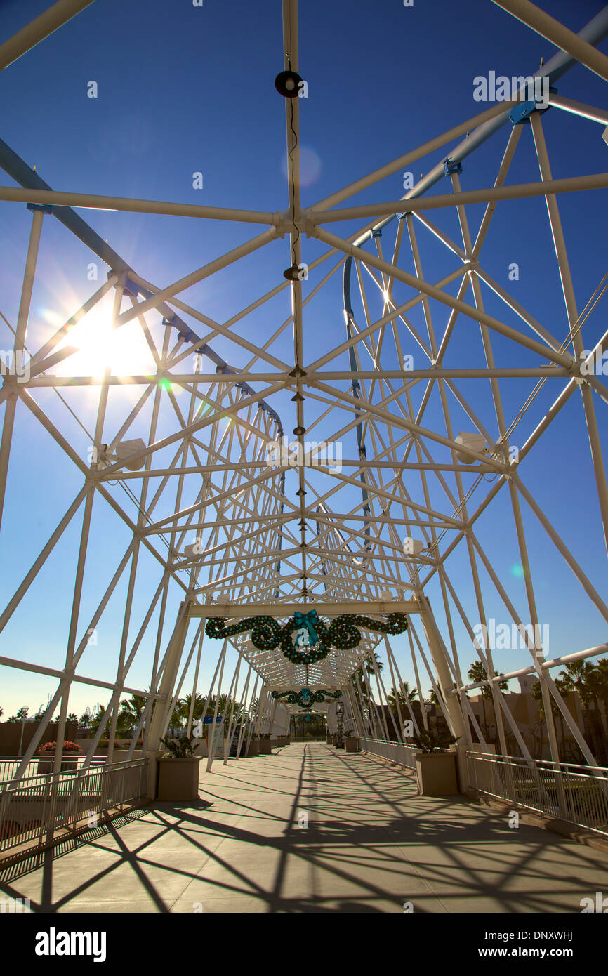 Concrete pedestrian bridge texture hi-res stock photography and images ...