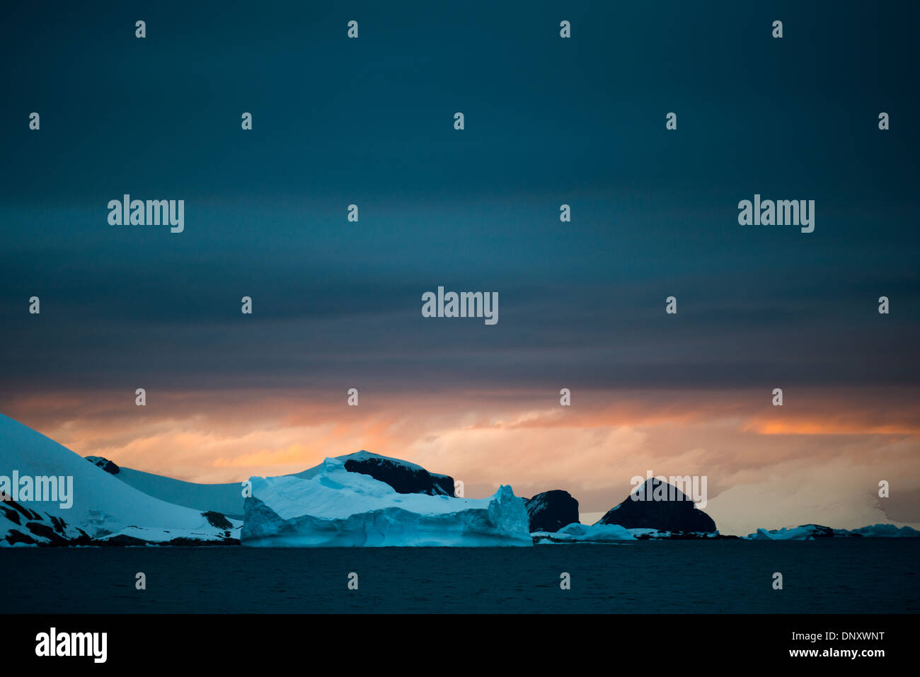 Antarctica Night Sky High Resolution Stock Photography and Images - Alamy