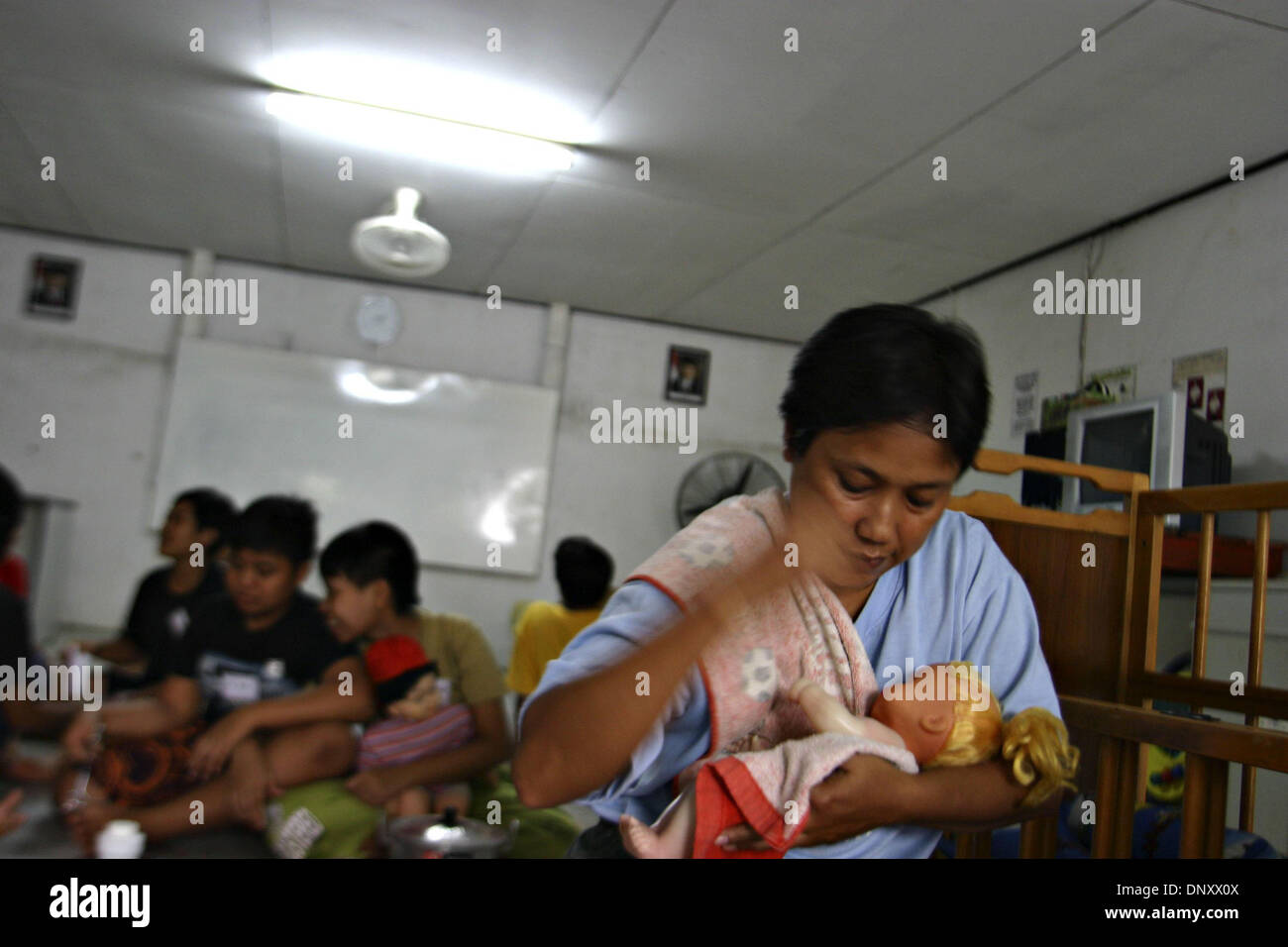 Female workers from indonesia hi-res stock photography and images - Alamy