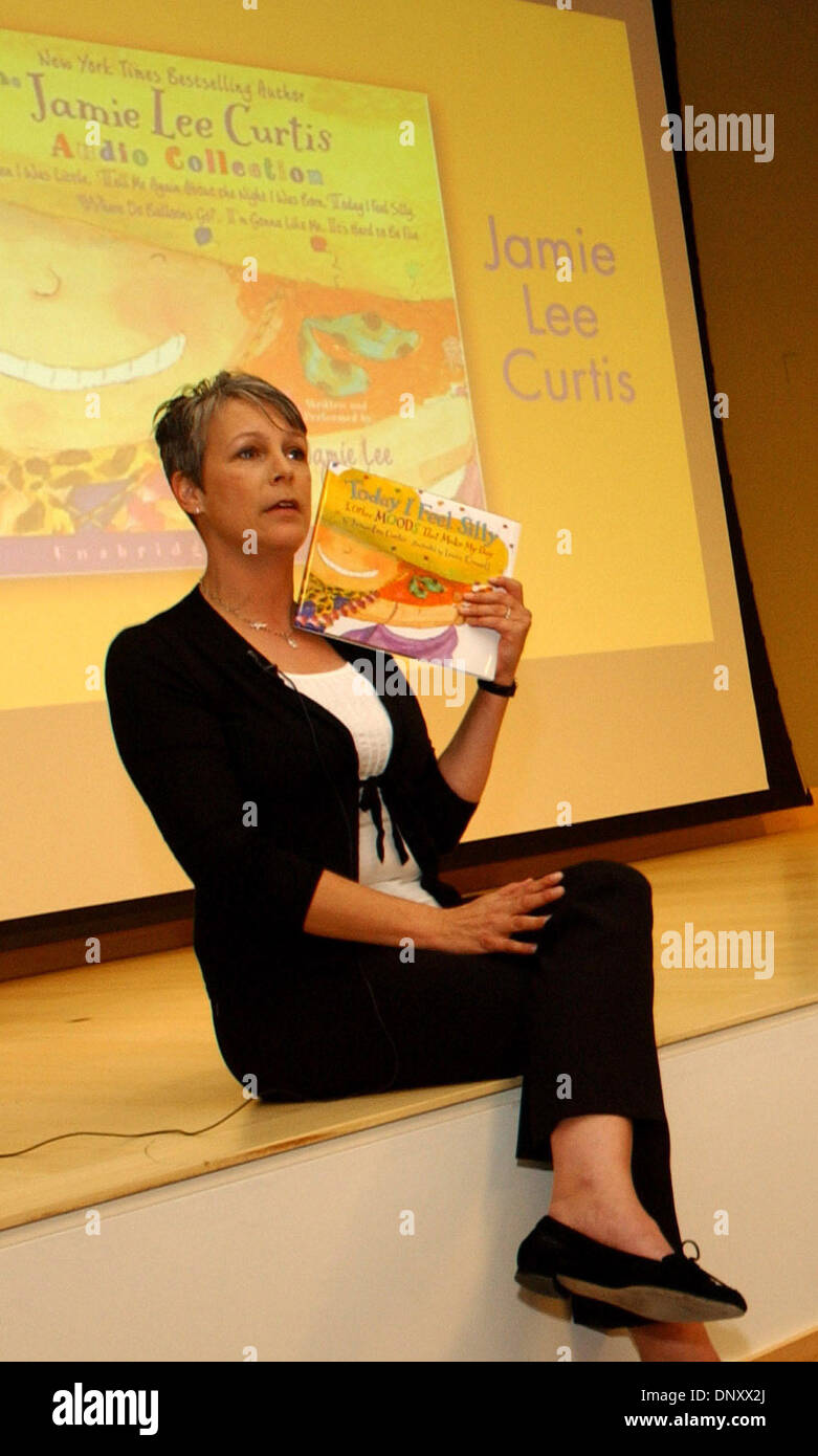Jan 07, 2006; Santa Monica, CA, USA; Actress Jamie Lee Curtis reads ...