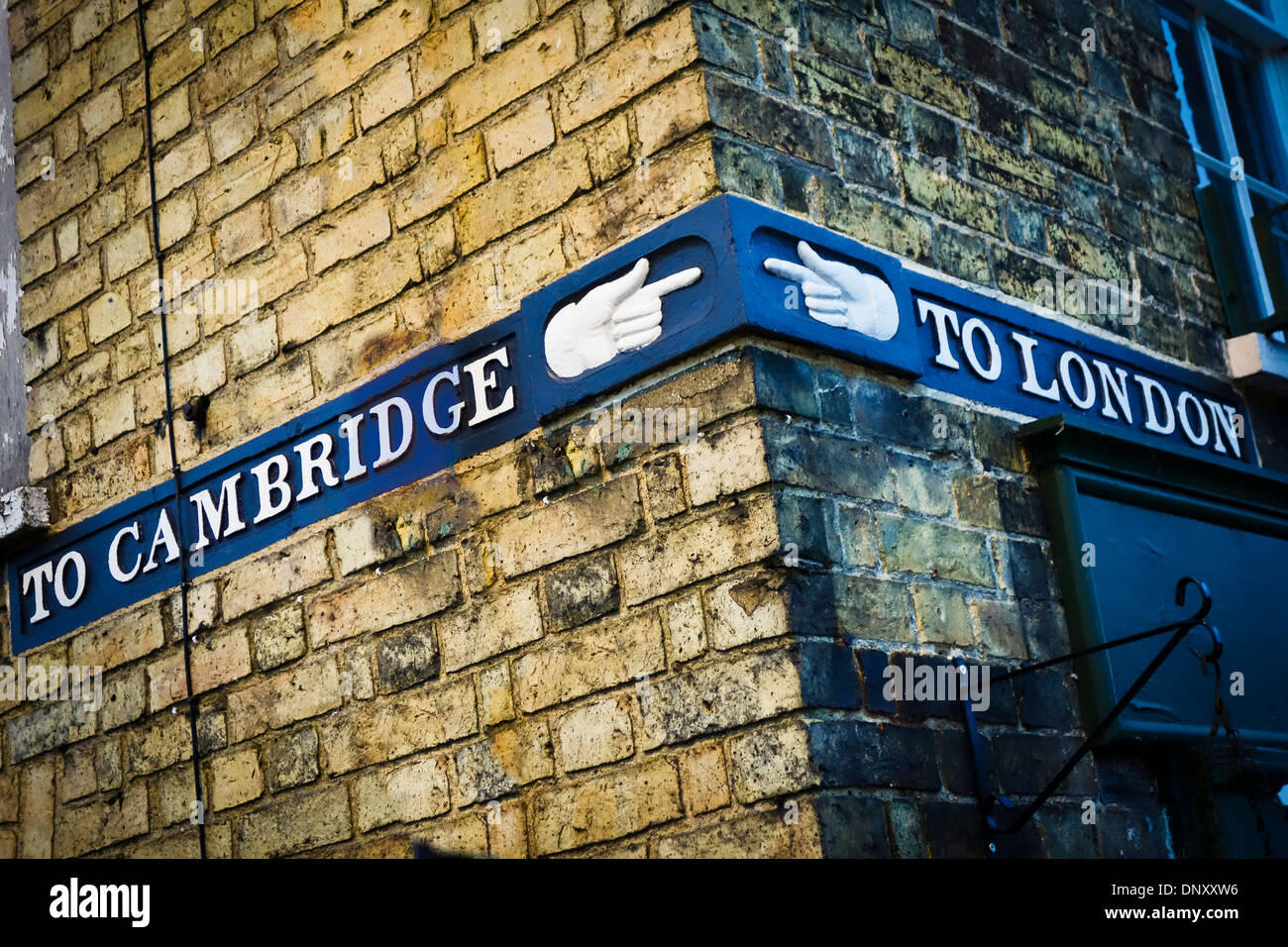 Cambridge sign hi-res stock photography and images - Alamy
