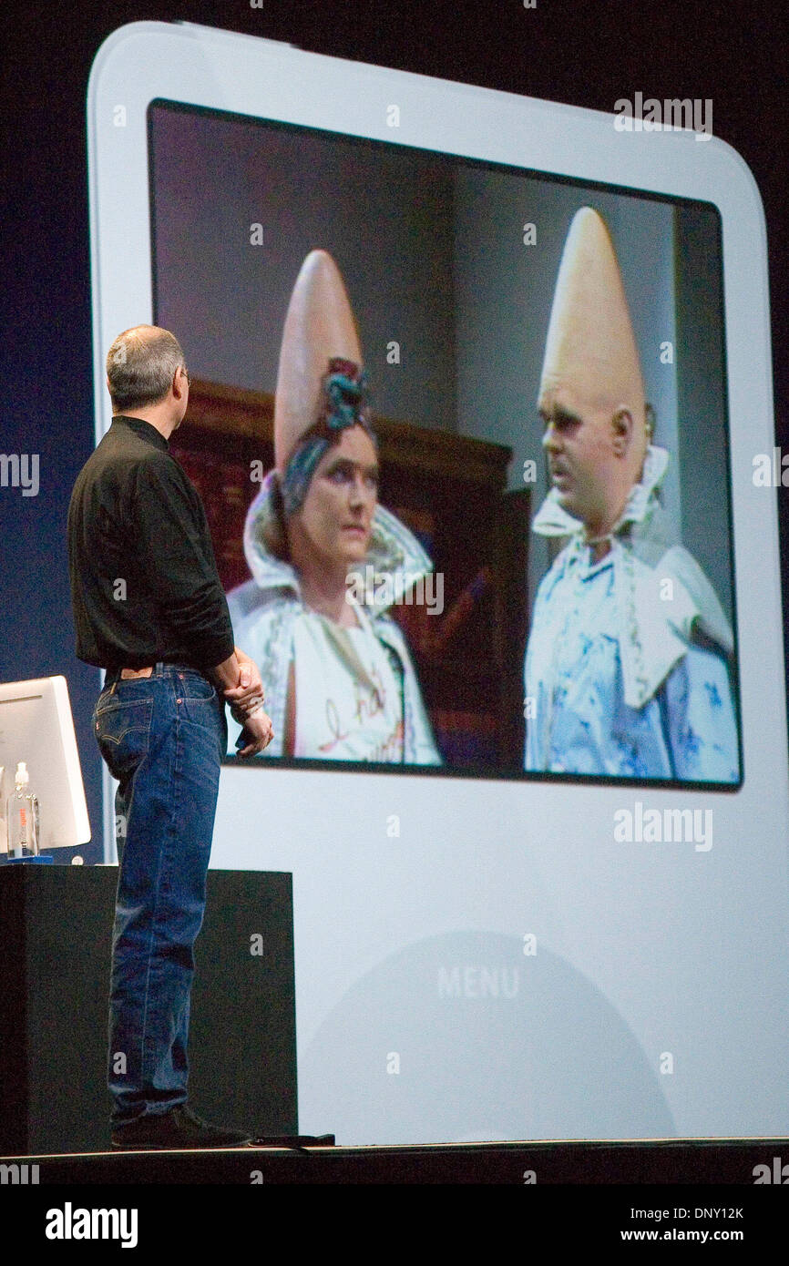 Jan 10, 2006; San Francisco, CA, USA; STEVE JOBS at Mac World in San ...
