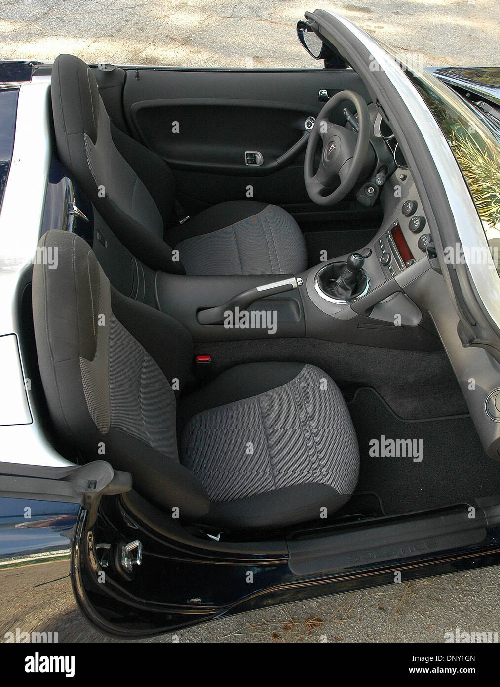 Two seat roadsters hi-res stock photography and images - Alamy