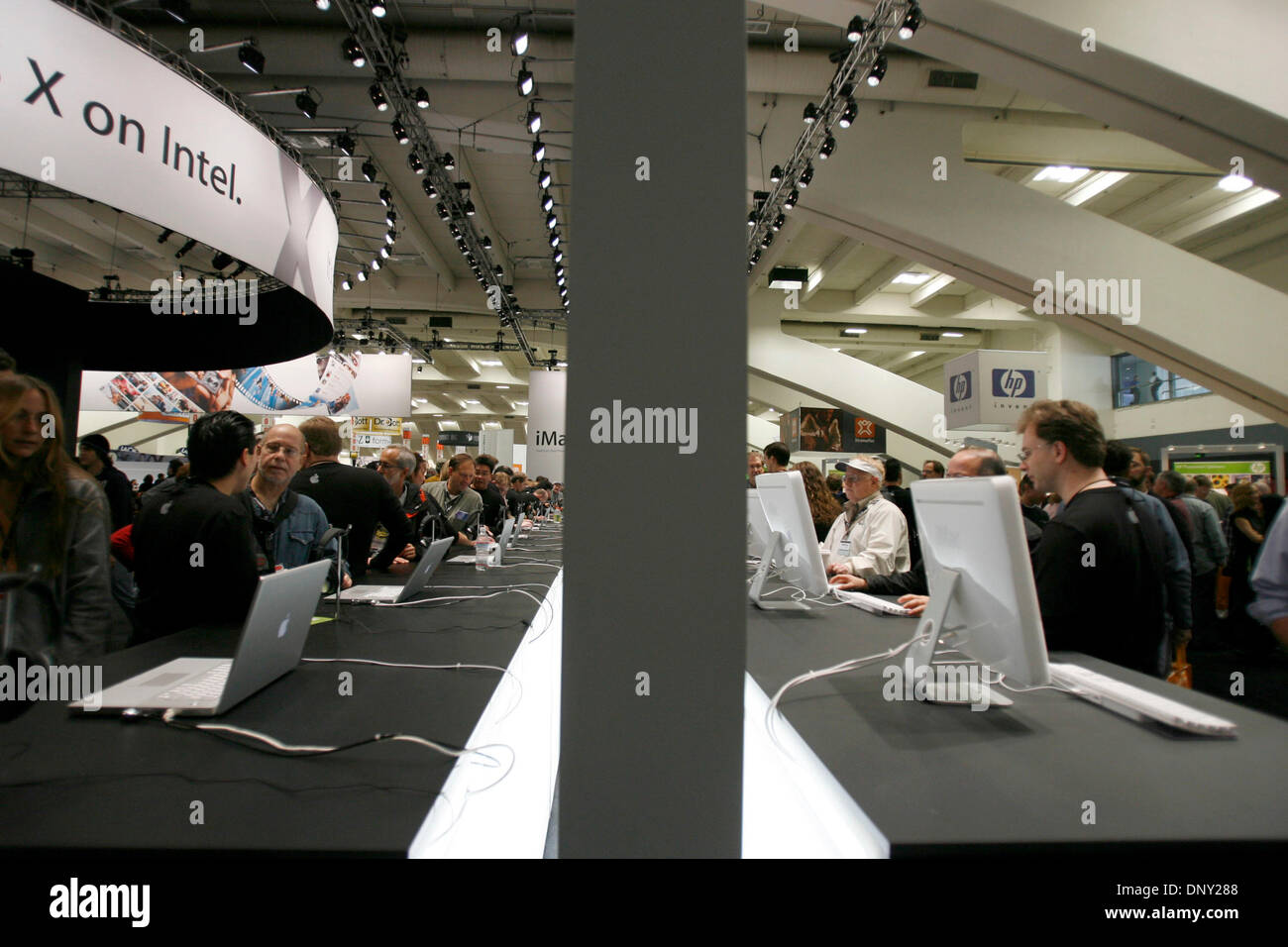 Macworld High Resolution Stock Photography and Images - Alamy