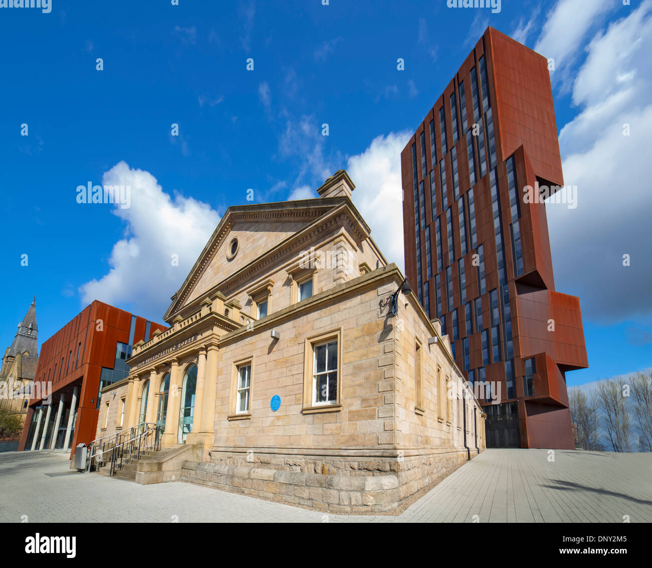 Leeds tower block hi-res stock photography and images - Alamy
