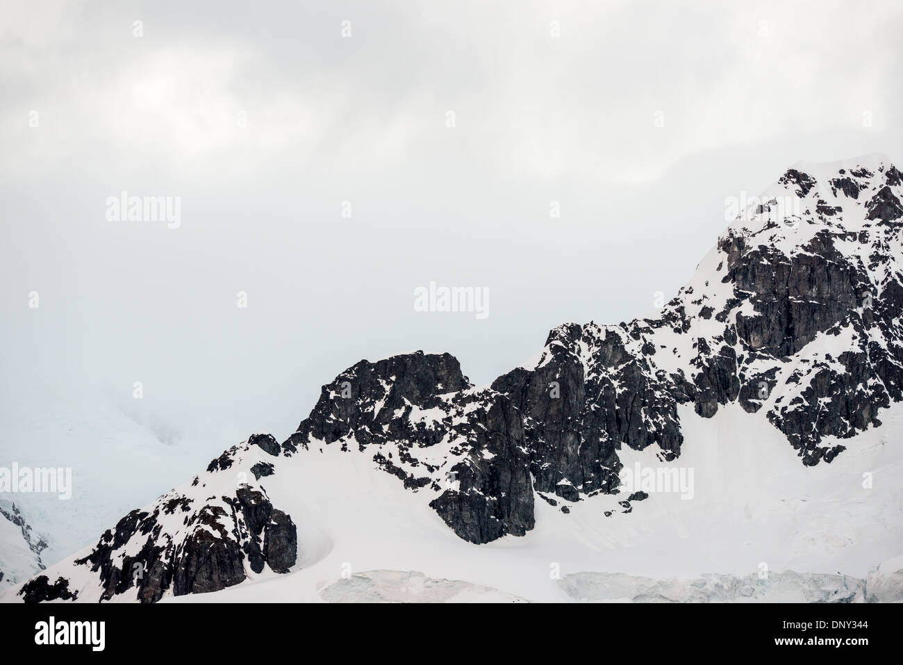 Antarctic Mountain Range High Resolution Stock Photography and Images ...