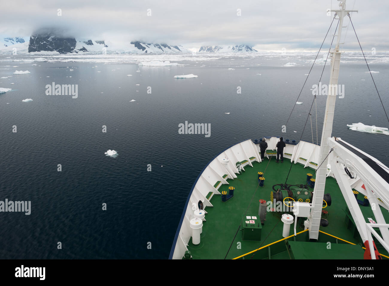 Ice-Strengthened Ship Sea Ice Lemaire Channel Antarctic Peninsula // An ...