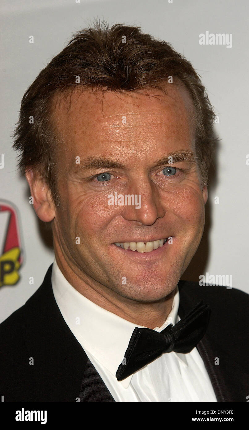 Doug davidson actor hi-res stock photography and images - Alamy