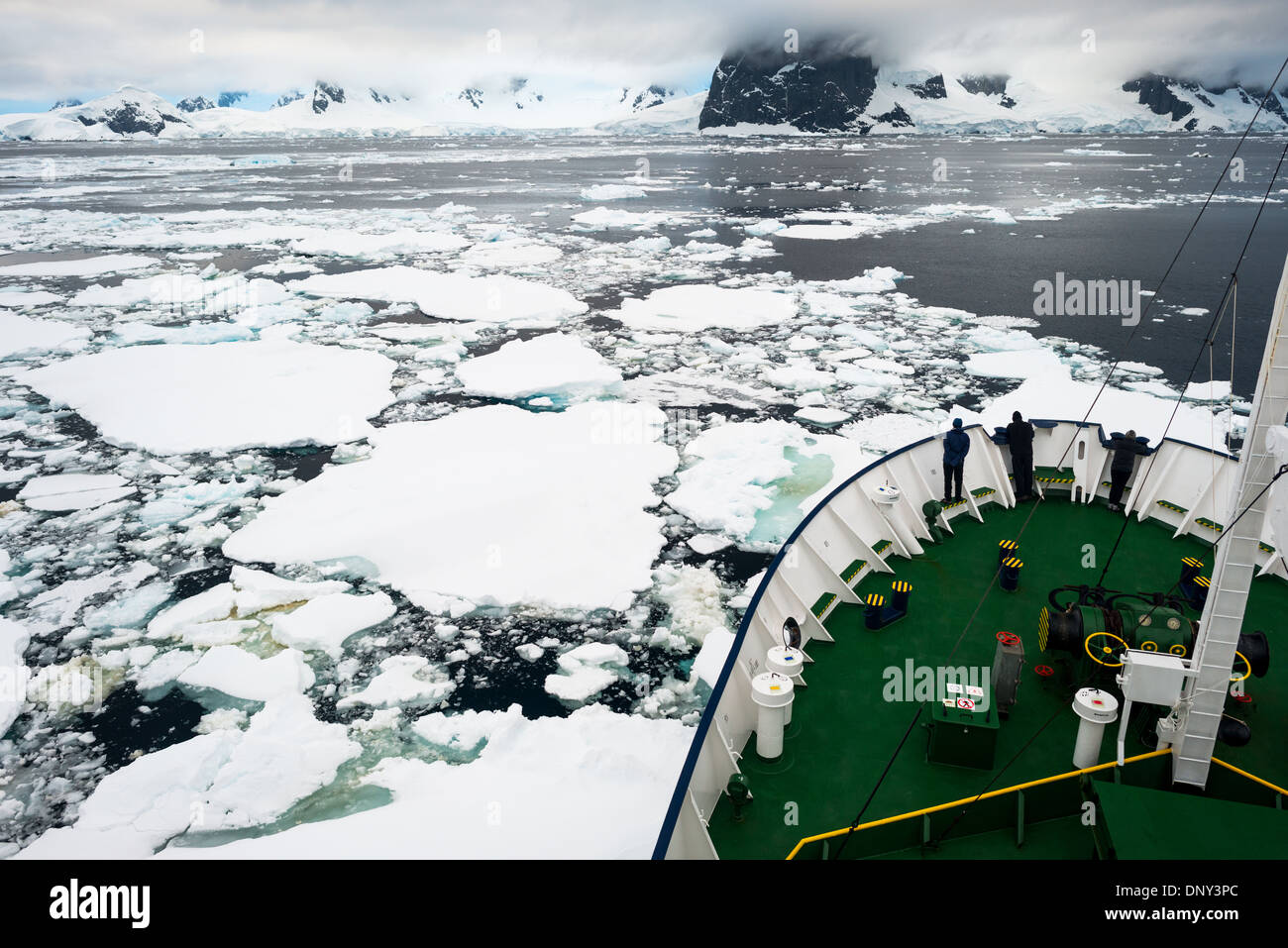 Lemaire Channel Sea Ice Expedition Vessel Antarctica // LEMAIRE CHANNEL ...