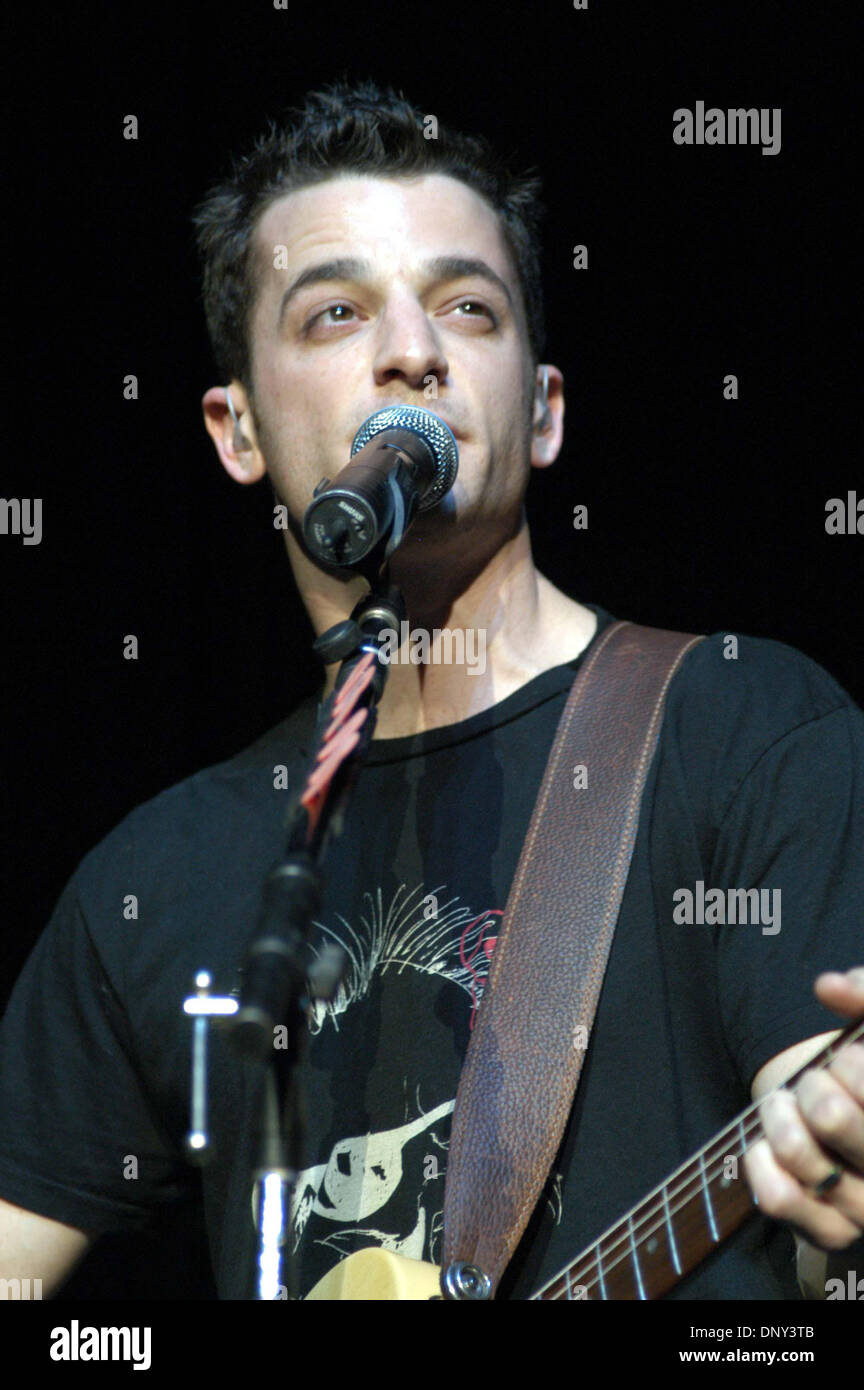 Jan 14, 2006; New York, NY, USA; OAR performing live in concert at ...