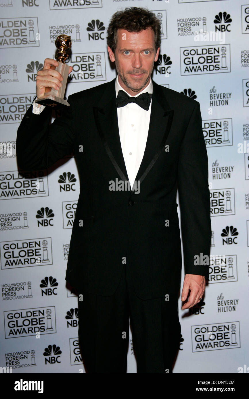 Jan 16, 2006; Beverly Hills, CA, USA; Actor HUGH LAURIE with the award ...