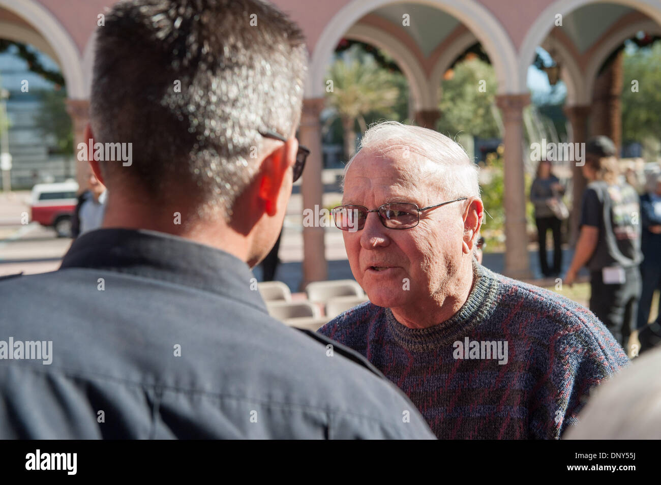 Tucson, Arizona, USA. 6th Jan, 2014. BILL BADGER speaks at a press ...