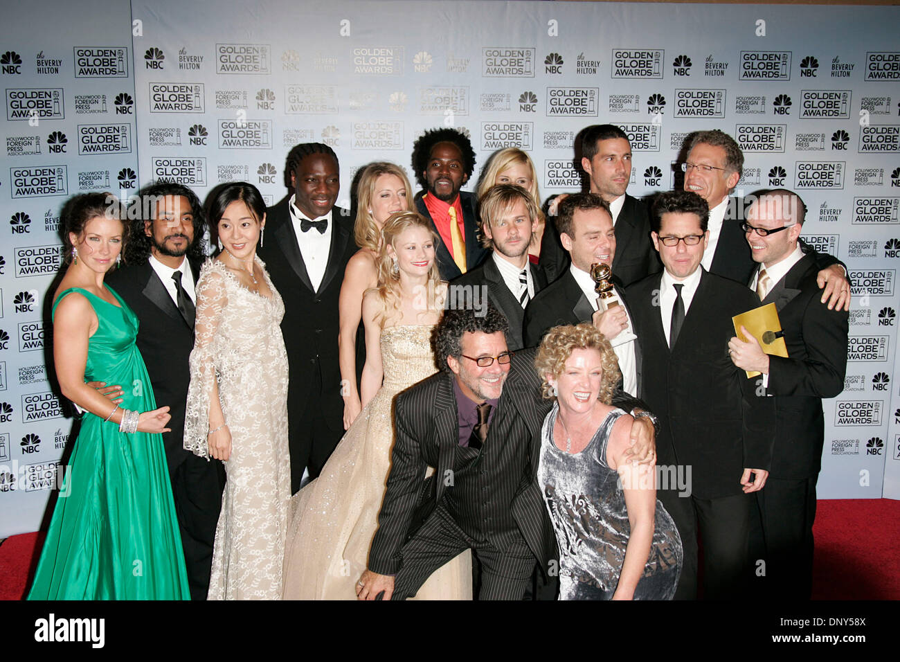 Jan 16, 2006; Beverly Hills, CA, USA; The cast & crew of 'LOST' with ...