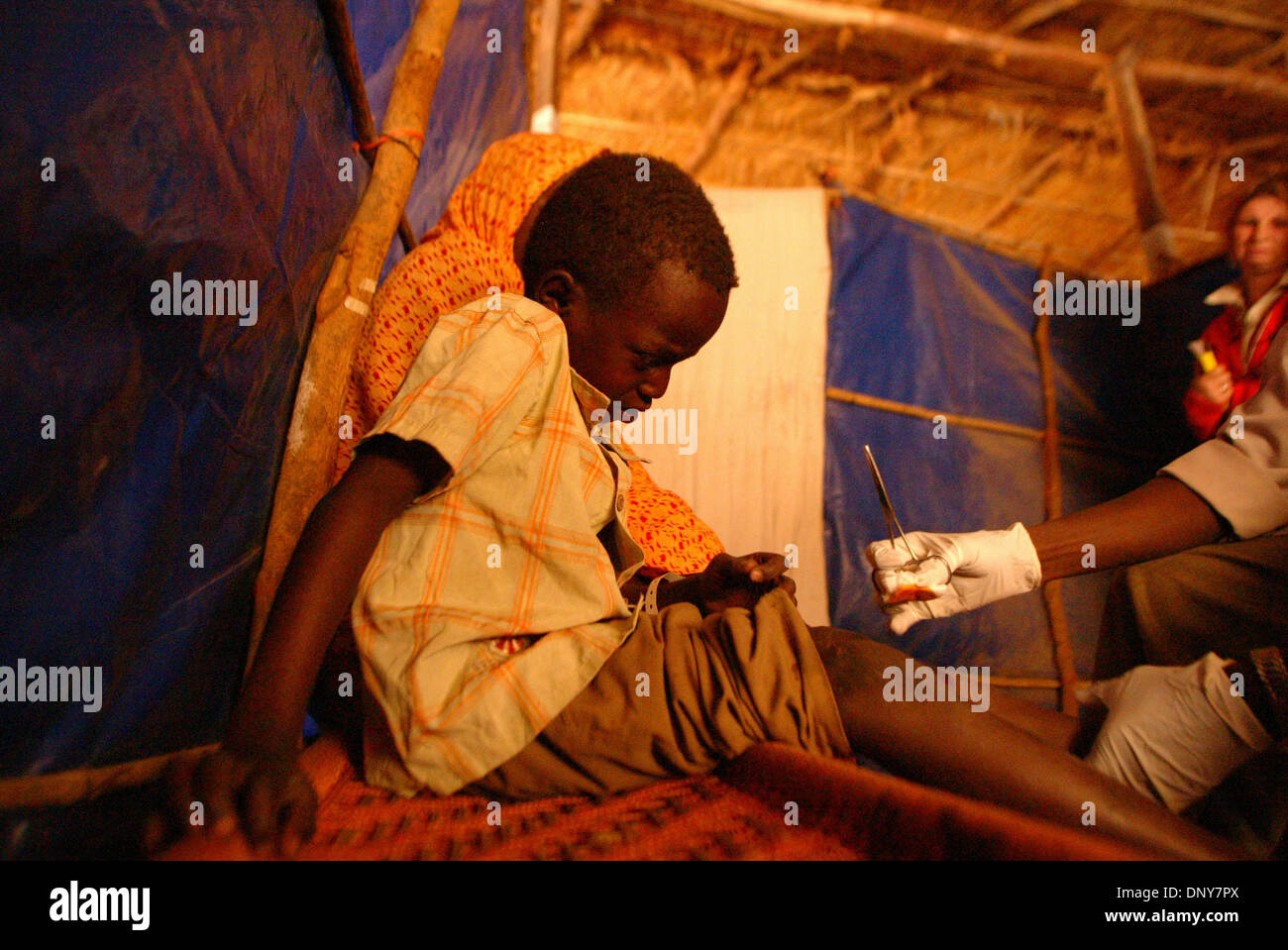 Jan 17, 2006; Nyala, Kalma IDP, Darfur, Sudan; Many men, women and ...