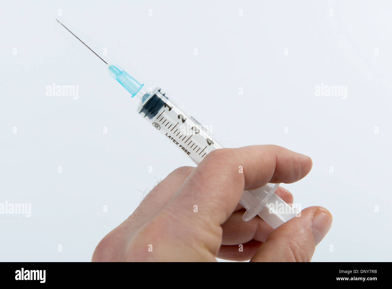 Syringe hi-res stock photography and images - Alamy