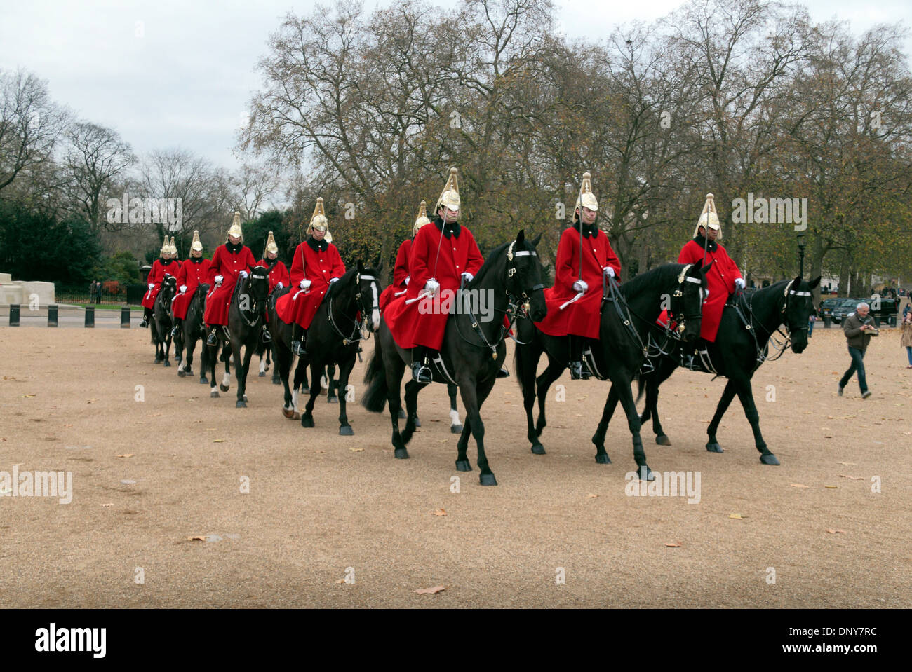 The mounted guards of the Life Guards arrive at the Changing of the ...