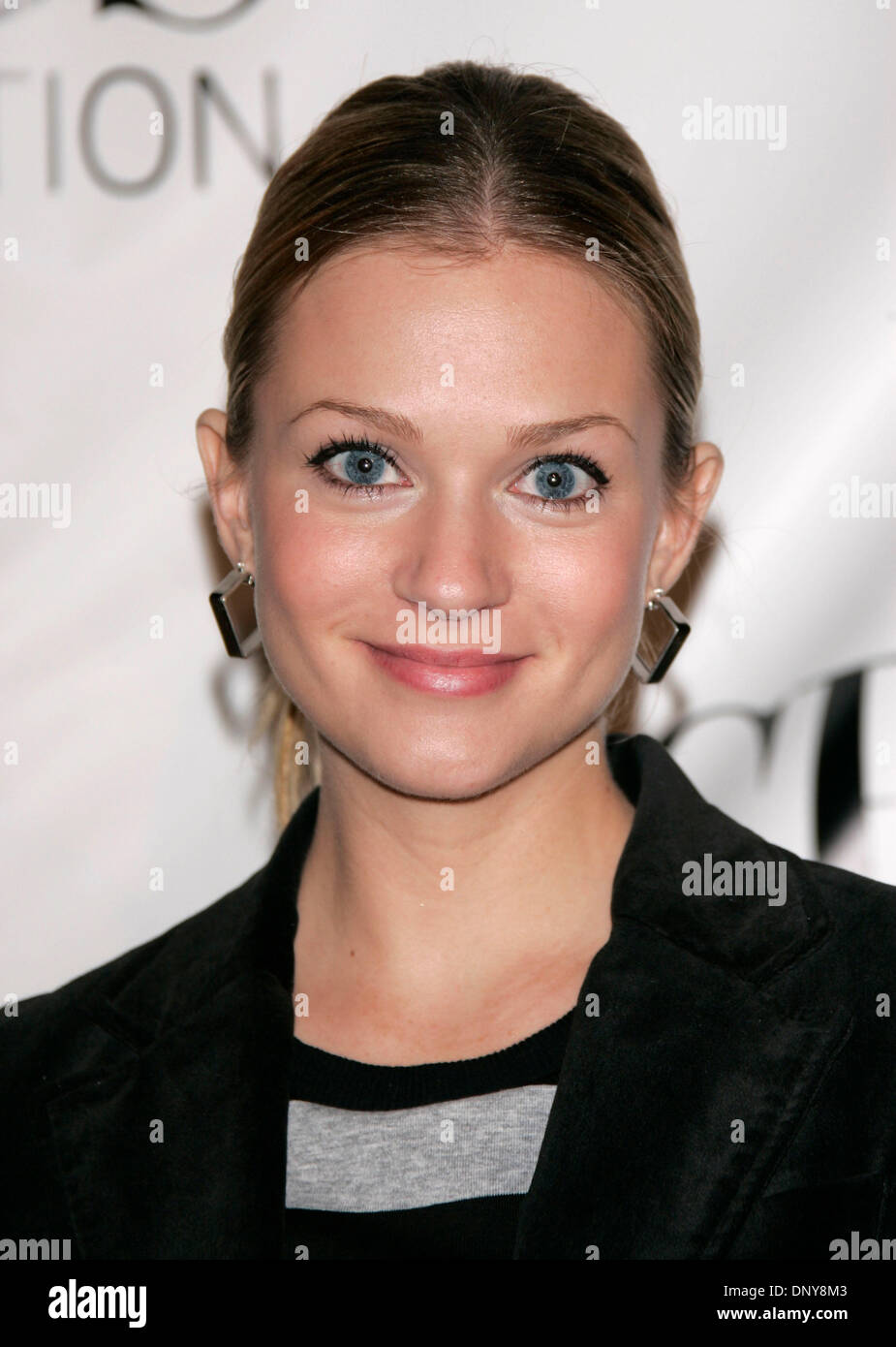 Jan 18, 2006; Pasadena, California, USA; Actress A.J. COOK at the CBS ...
