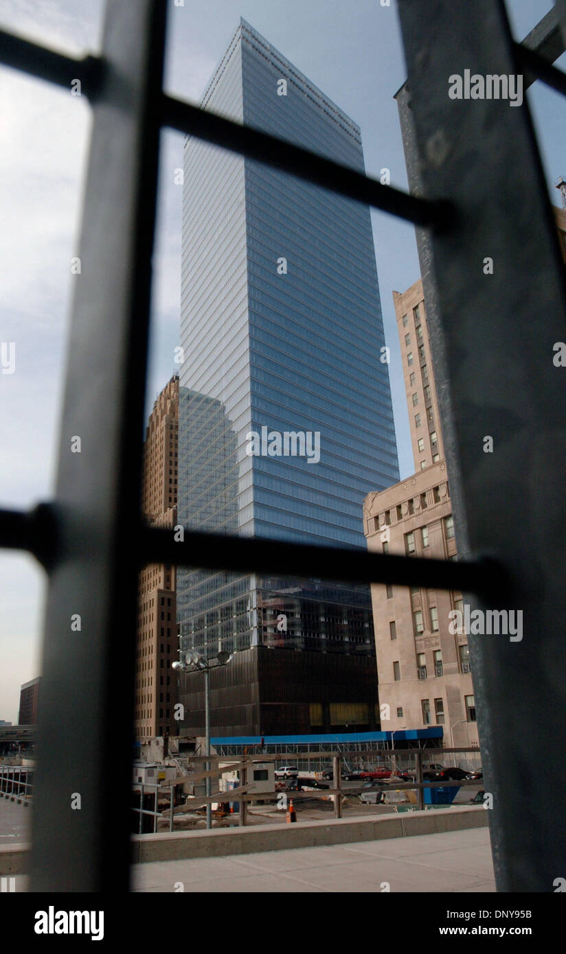 World trade center tower 7 hi-res stock photography and images - Alamy