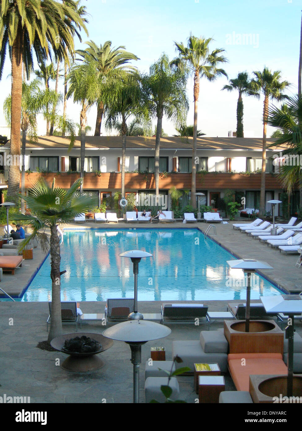 Shabbiness hi-res stock photography and images - Alamy