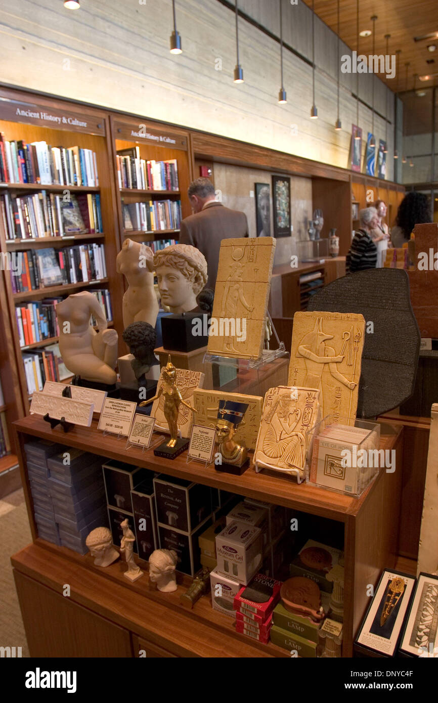 Paul j getty collection hi-res stock photography and images - Alamy