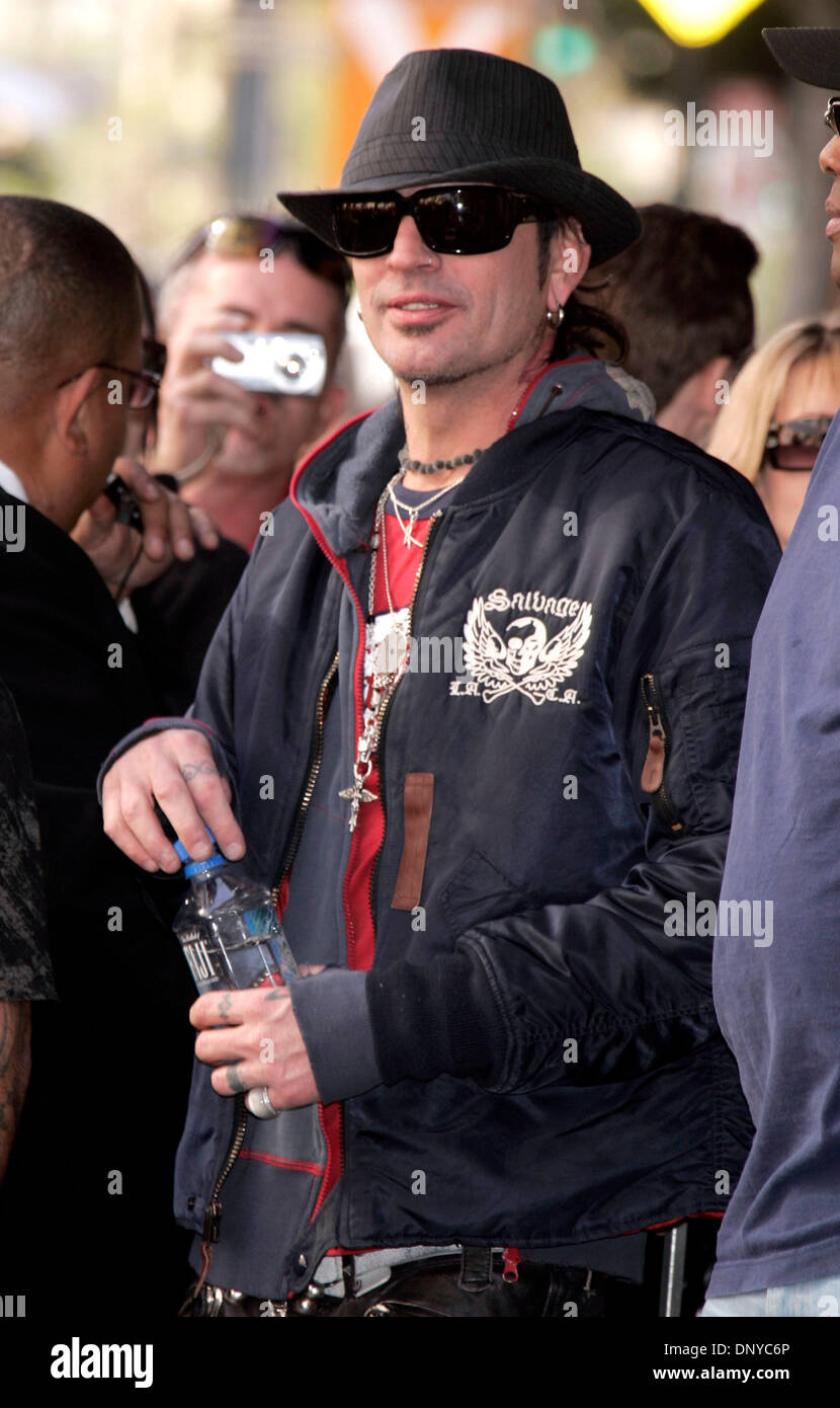 Lee rocker hi-res stock photography and images - Alamy