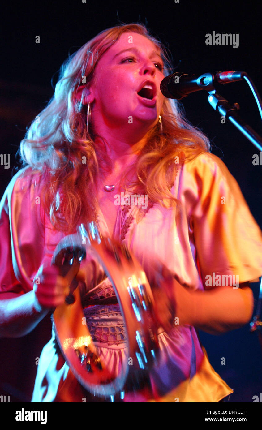 Jan 25, 2006; Raleigh, NC, USA; Musician TIFT MERRITT performs live to ...