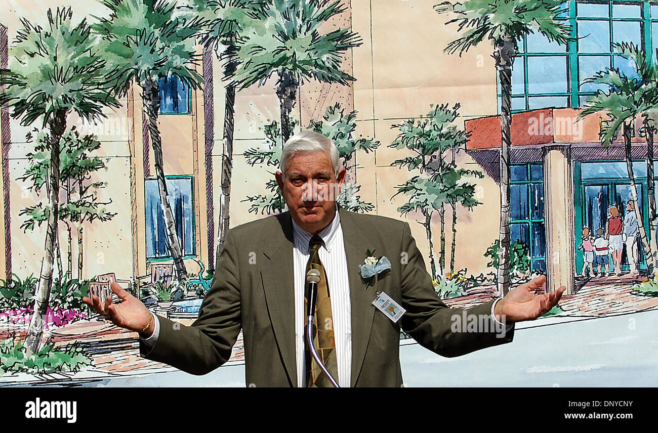 Comprehensive community health centers hi-res stock photography and ...