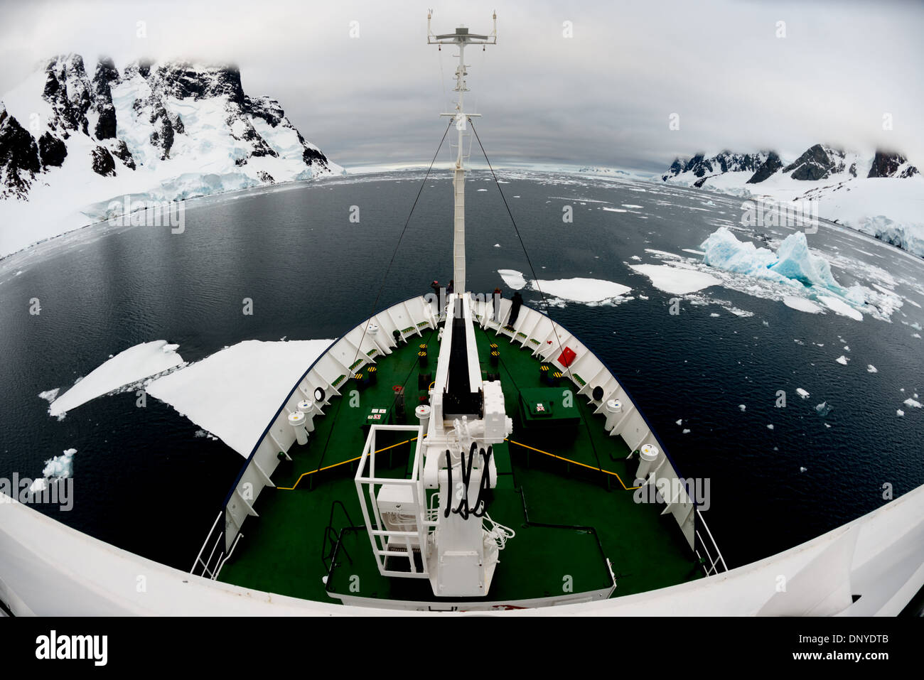 Lemaire channel antarctica ships hi-res stock photography and images ...