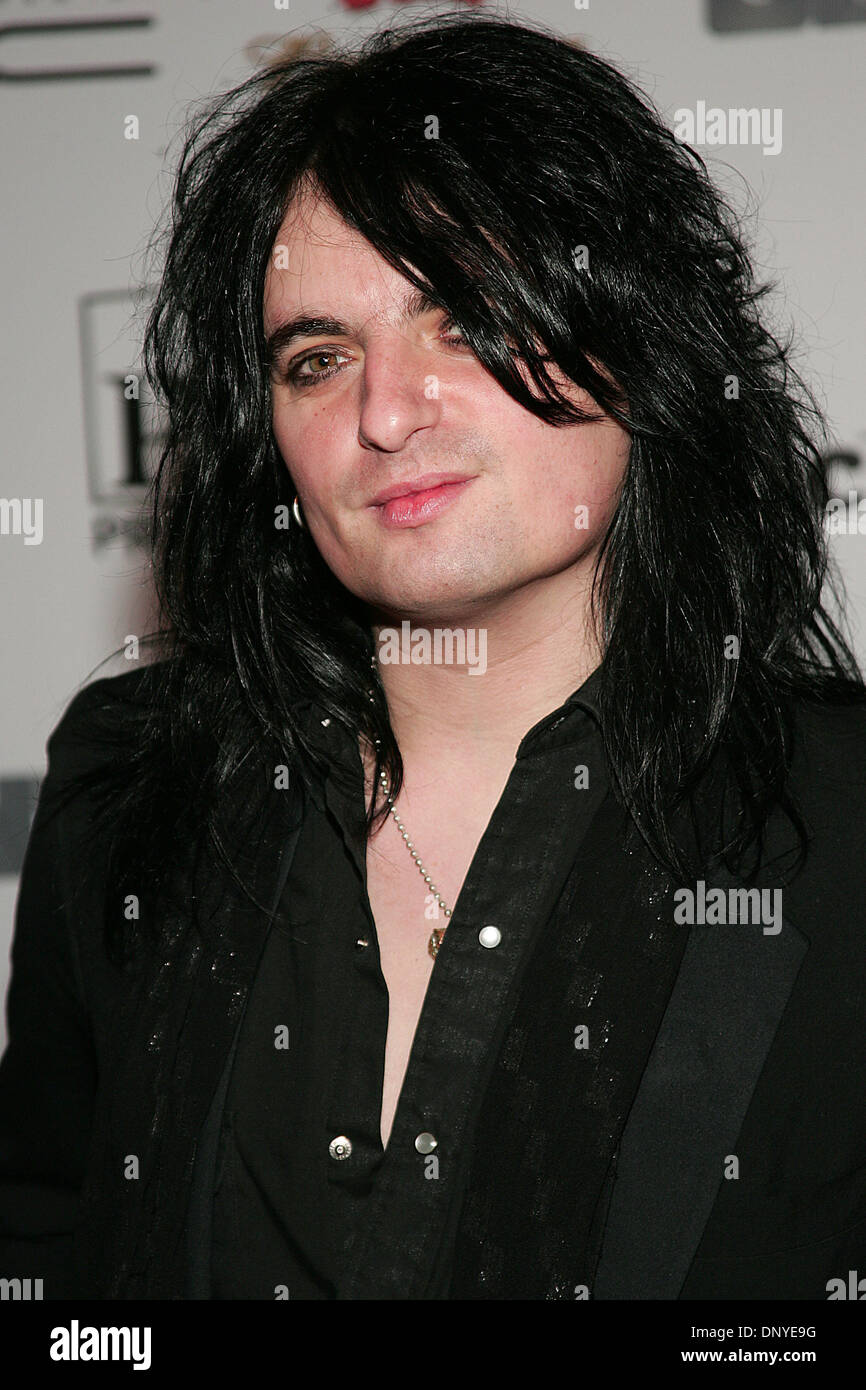Jan 28, 2006; Hollywood, CA, USA; Musician ALEX GROSSI during arrivals ...