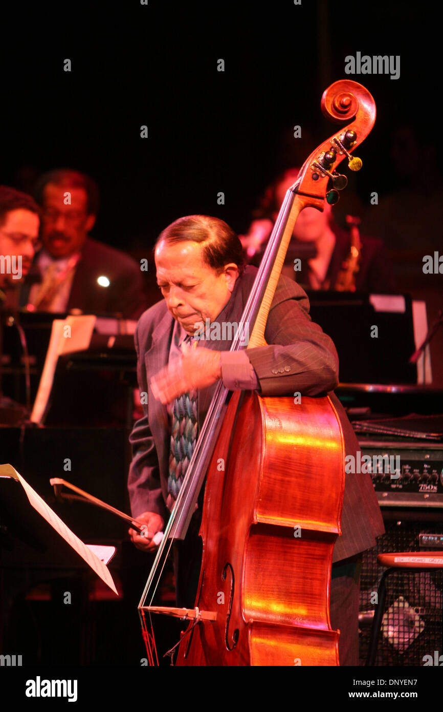 Cachao hi-res stock photography and images - Alamy