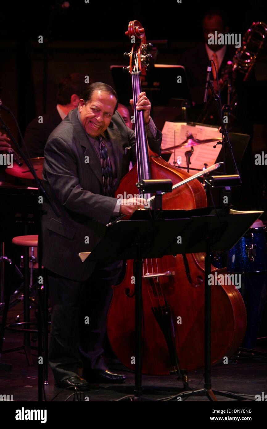 Cachao hi-res stock photography and images - Alamy