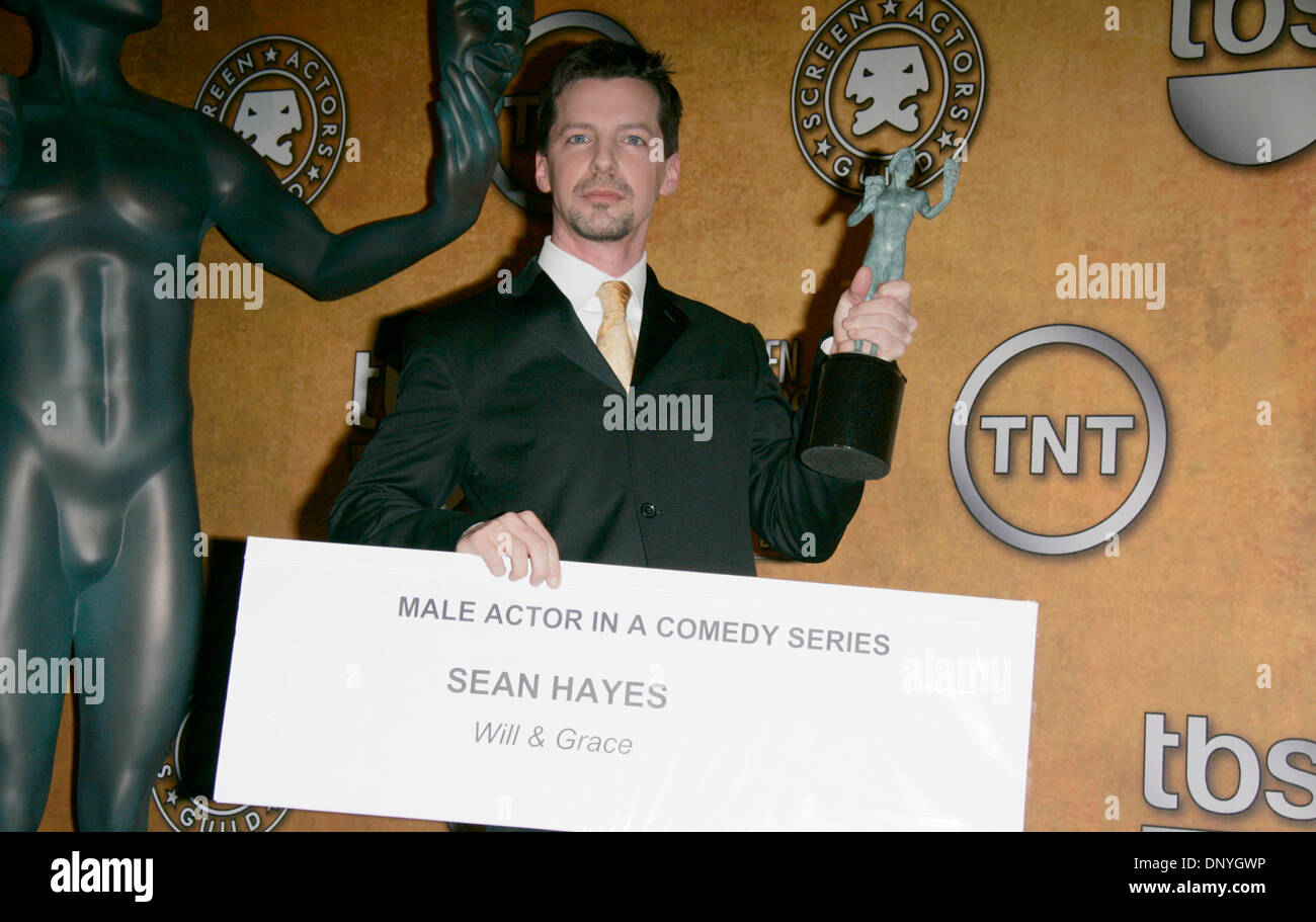Jan 29, 2006; Los Angeles, CA, USA; Actor SEAN HAYES with the award for ...