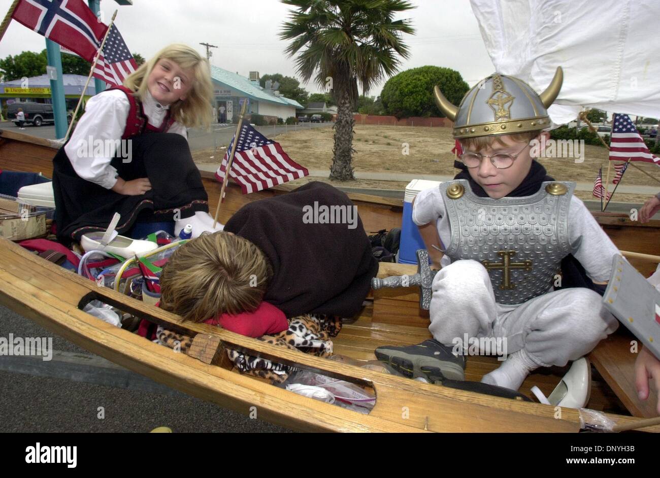 (Published 7/4/2004, N-2, UTS1817595) Kelsey Drayton, 5, left, Michael ...