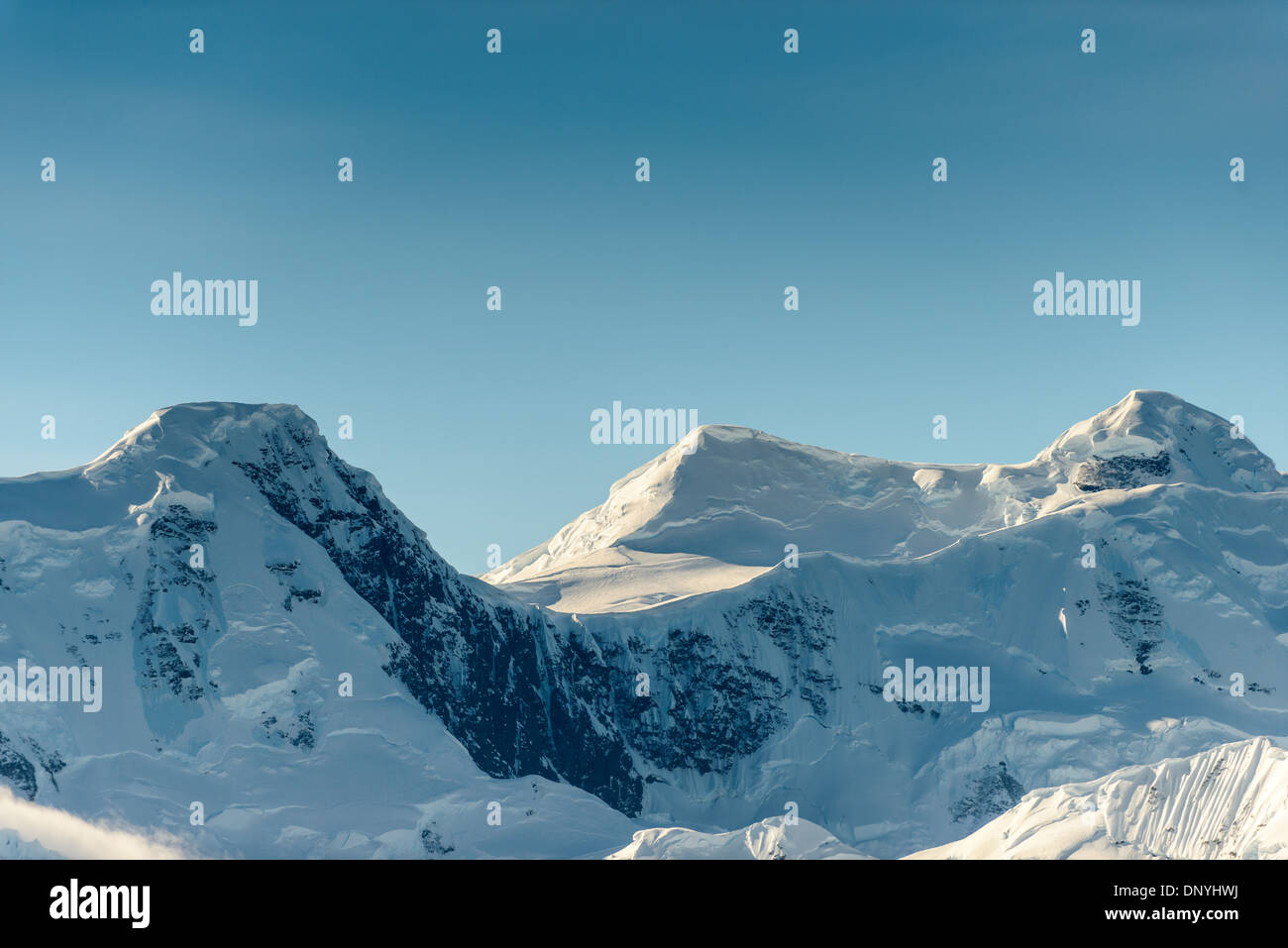 Snow And Ice Covered Mountains Gerlache Strait Antarctica // GERLACHE ...