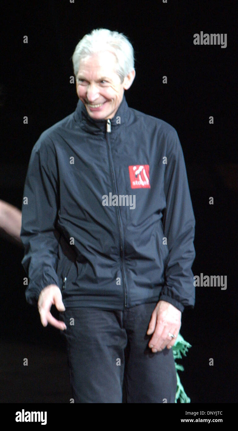 Charlie watts rolling stones hi-res stock photography and images - Alamy
