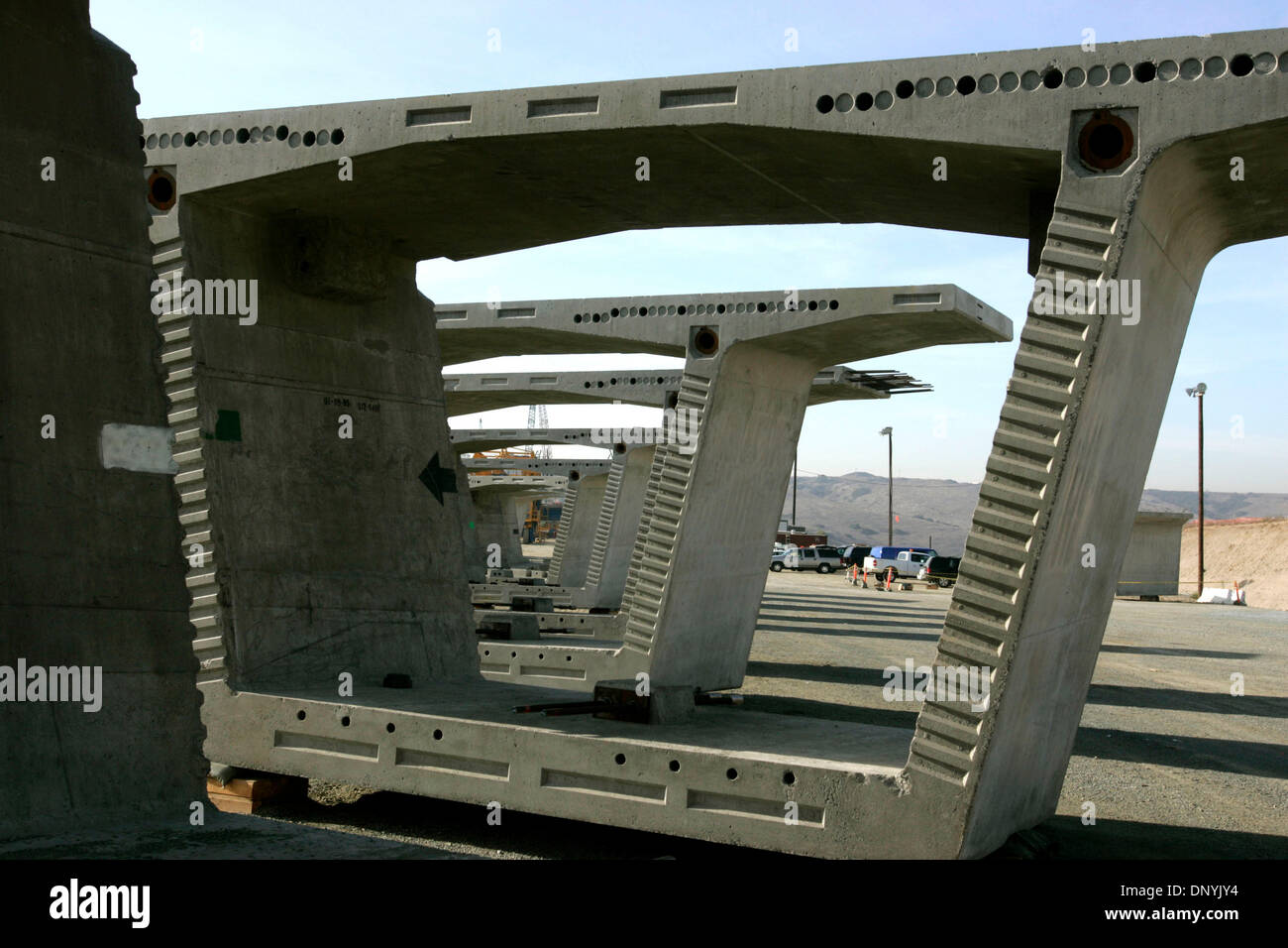 Pre cast segment hi-res stock photography and images - Alamy