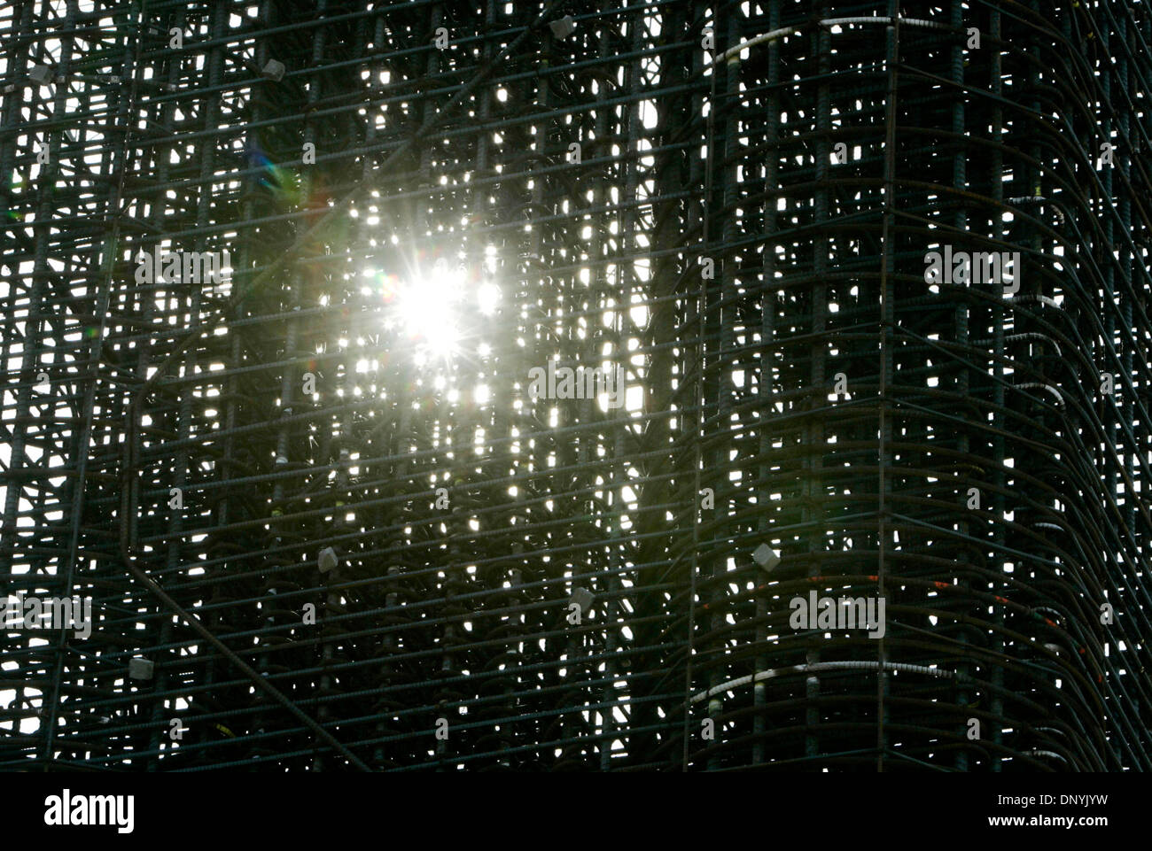 Pier columns hi-res stock photography and images - Alamy