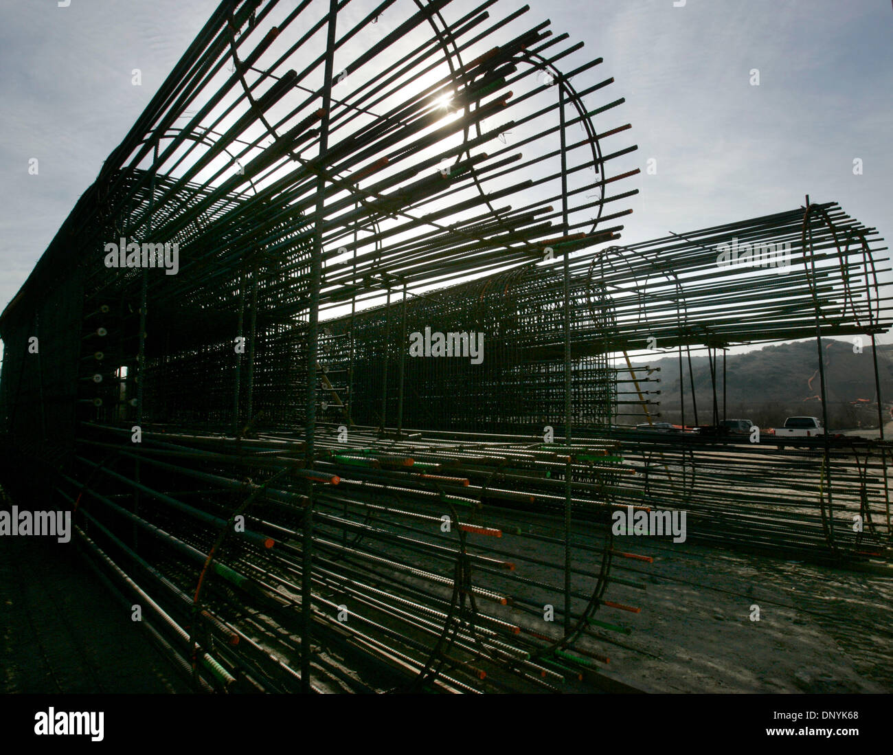 Pier columns hi-res stock photography and images - Alamy