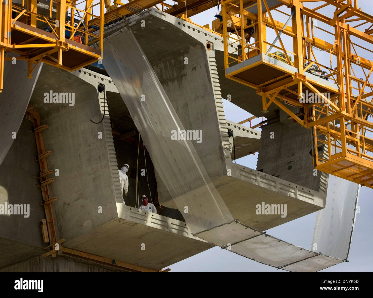 Lined expressway hi-res stock photography and images - Alamy