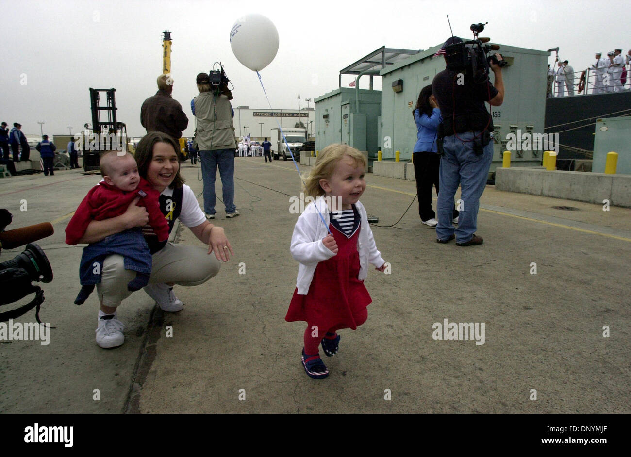 (Published on SignOn: 06/02/2003) Anna Keniston, 2-1/2, breaks away ...