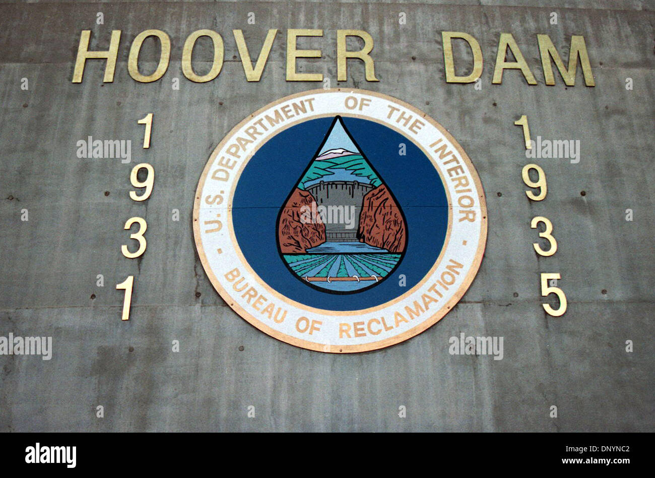 Moore dam hi-res stock photography and images - Alamy