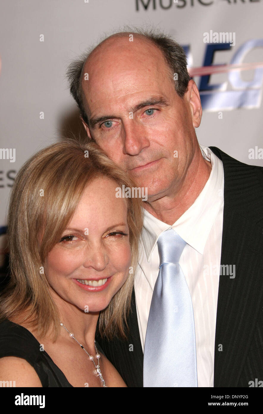Feb 06, 2006; Los Angeles, CA, USA; Singer/Songwriter JAMES TAYLOR and ...