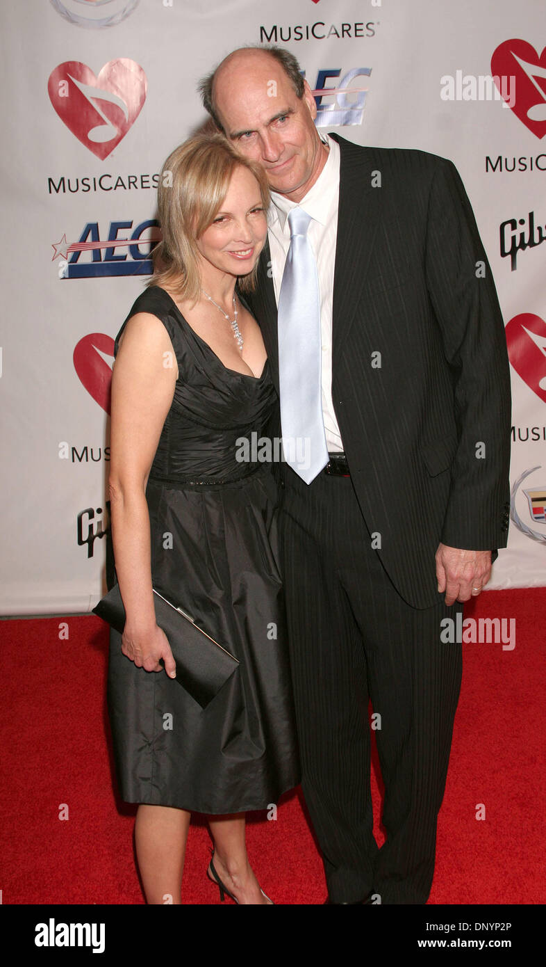 Feb 06, 2006; Los Angeles, CA, USA; Singer/Songwriter JAME TAYLOR and ...