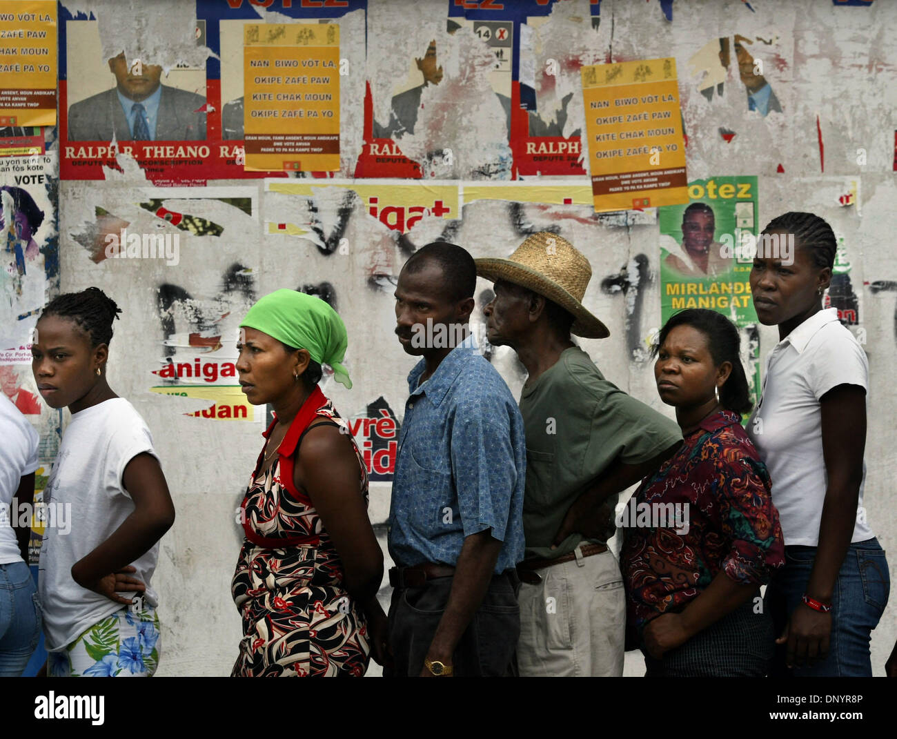 Polling place on election day hi-res stock photography and images - Alamy