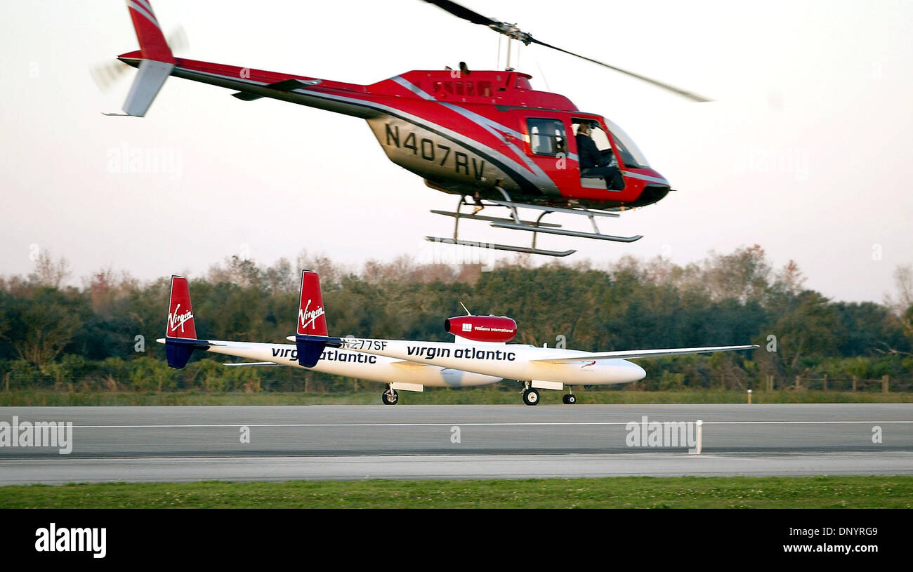 Feb 08, 2006; Coco Beach, FL, USA; Pilot Steve Fossett accellerates the ...