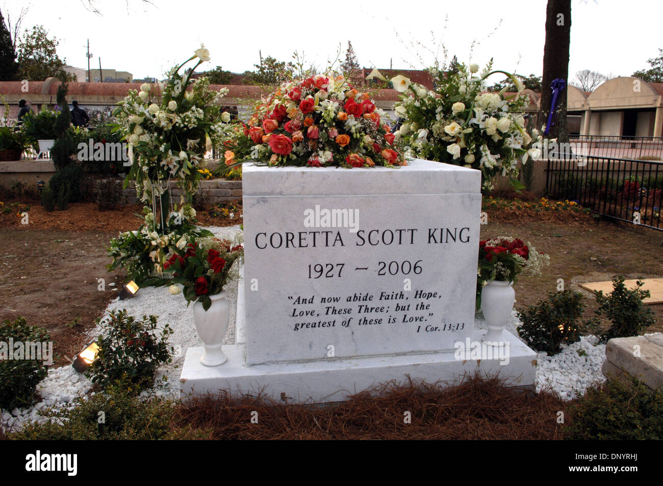 Feb 08, 2006; Atlanta, GA, USA; Coretta Scott King's temporary resting ...