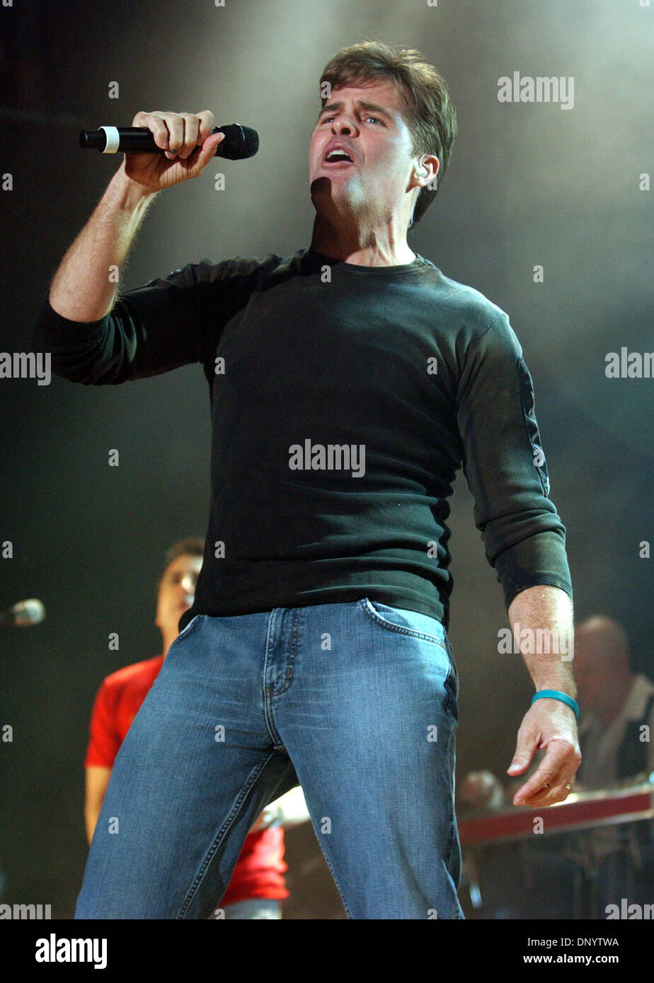 Feb 10, 2006; Myrtle Beach, CA, USA; Singer RICHIE MCDONALD of the ...