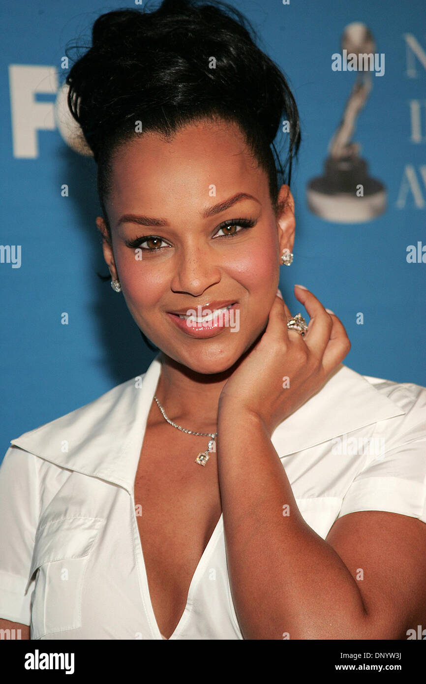 Feb 11, 2006; Beverly Hills, CA, USA; Actress LISA RAYE during arrivals ...